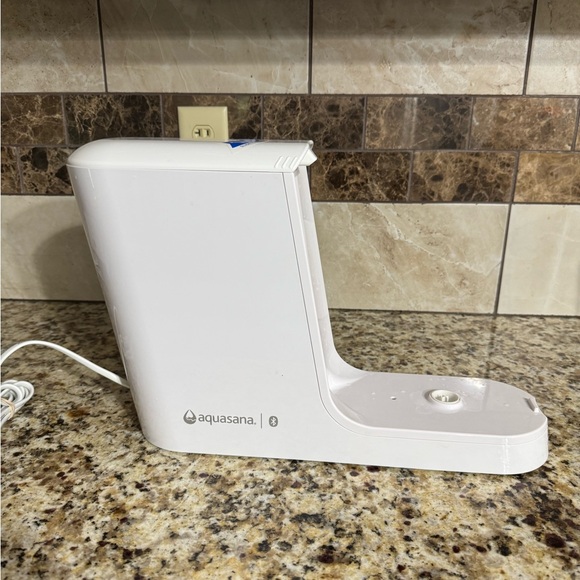 aquasana | Kitchen | Aquasana Aqcwmpw Powered Water Filtration System ...